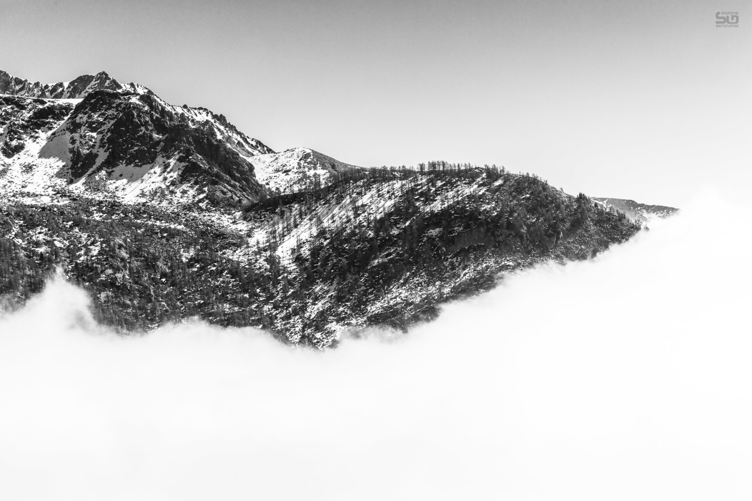 Hidden Mountain - Simone Genovese